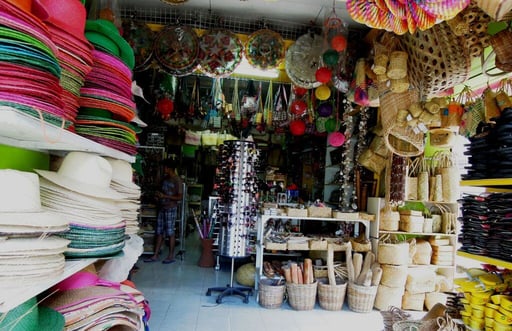 Philippines Shopping Guide & Tips